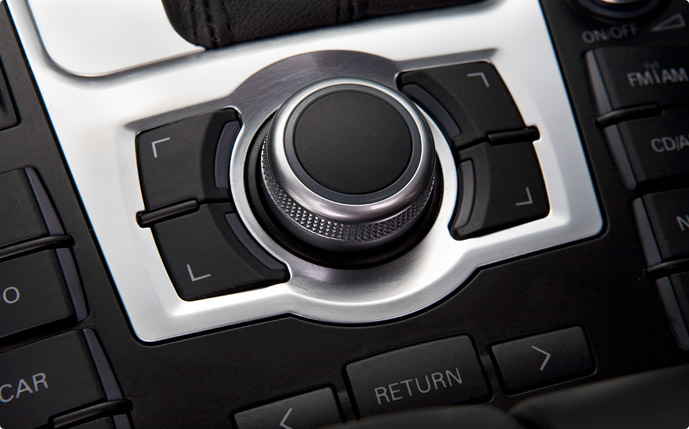 Apple (India) - iPod - Car Integration - Audi