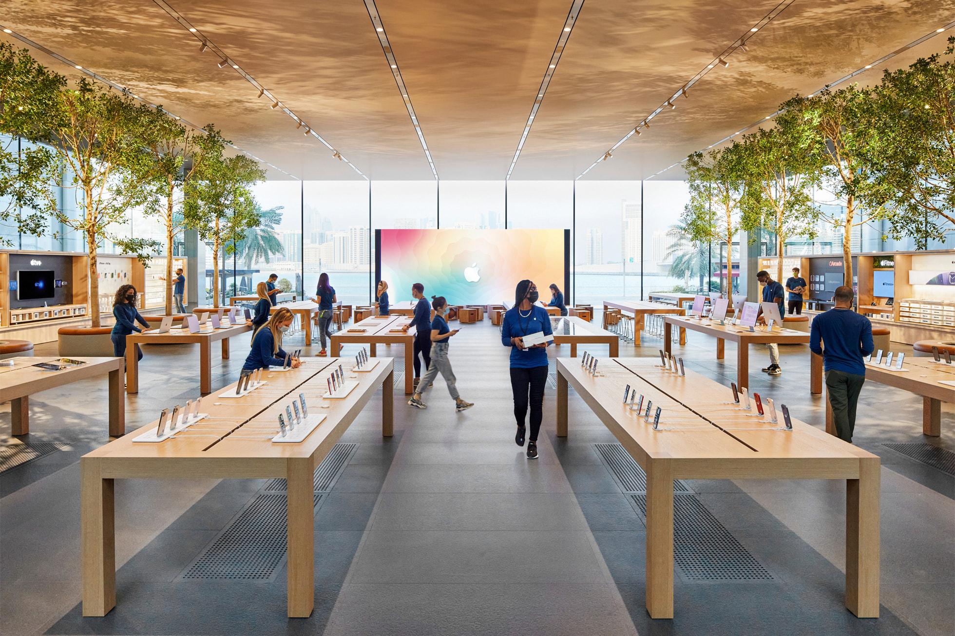 Apple Al Maryah Island opens Friday in the heart of Abu Dhabi - Apple