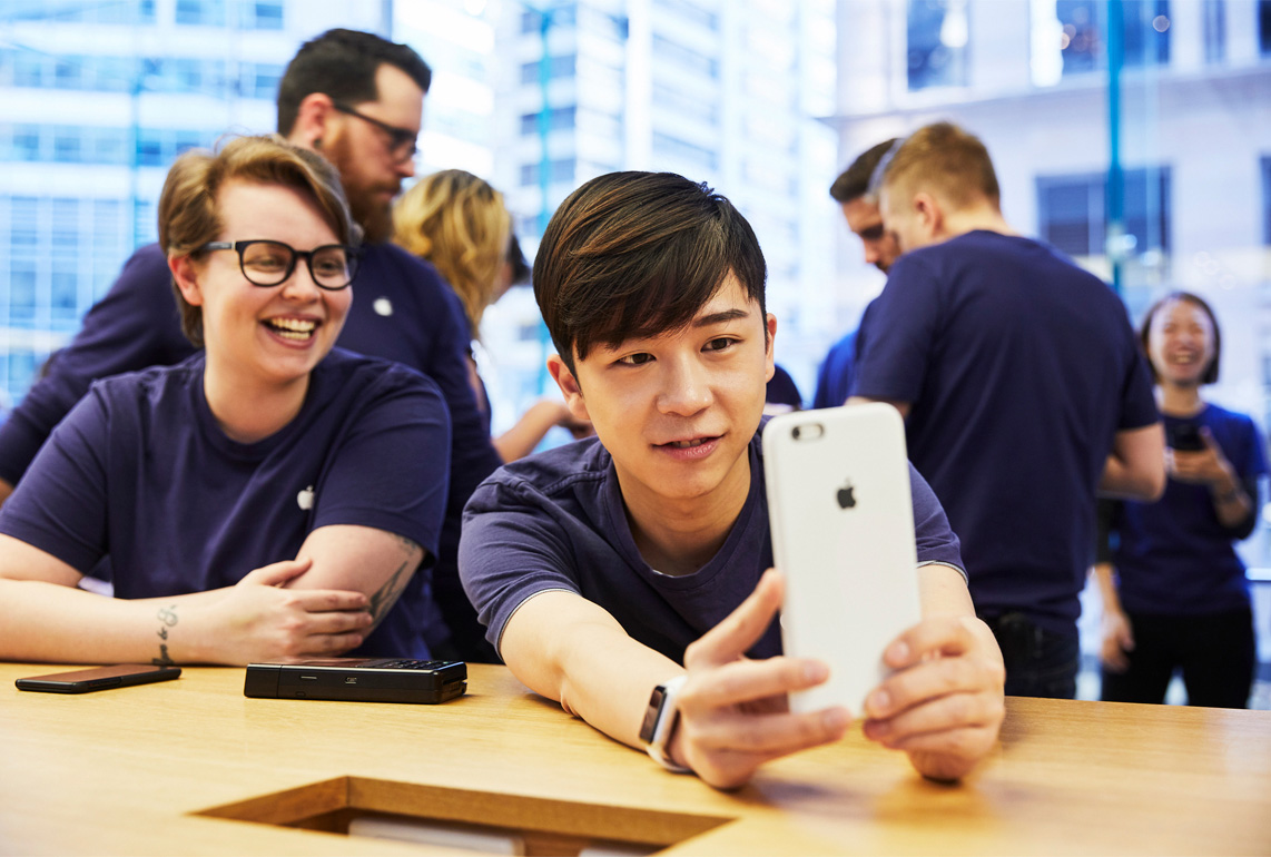 iPhone 8 e iPhone 8 Plus já estão disponíveis - Apple (BR)