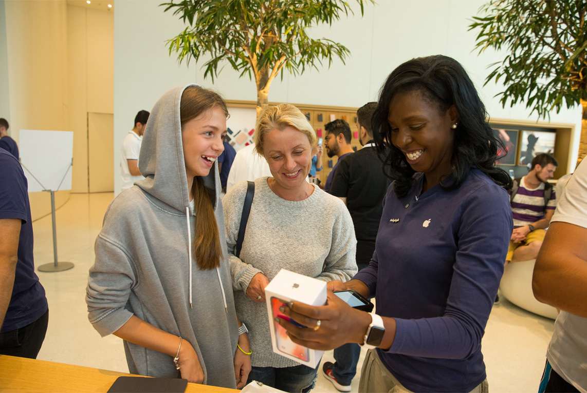 iPhone X arrives in stores around the world - Apple