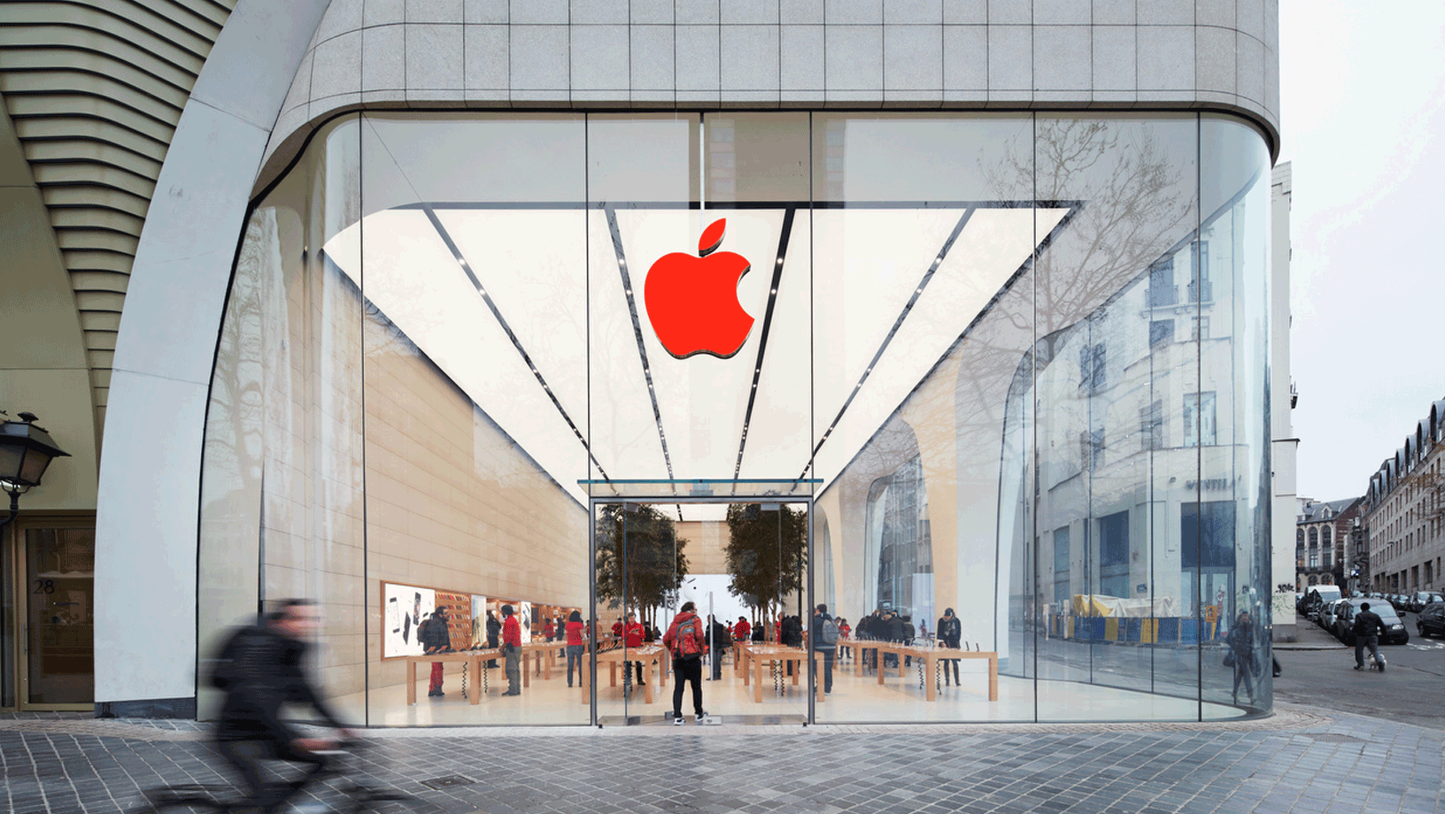 Apple stores go (RED) for World AIDS Day - Apple