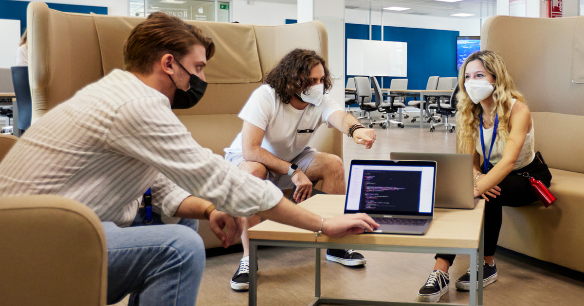 Apple expands Naples Developer Academy, creating new opportunities for ...