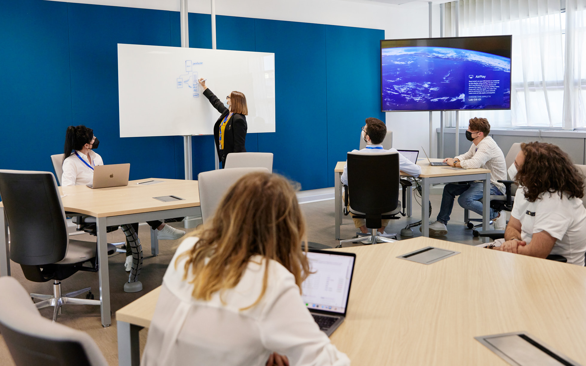 Apple expands Naples Developer Academy, creating new opportunities for ...