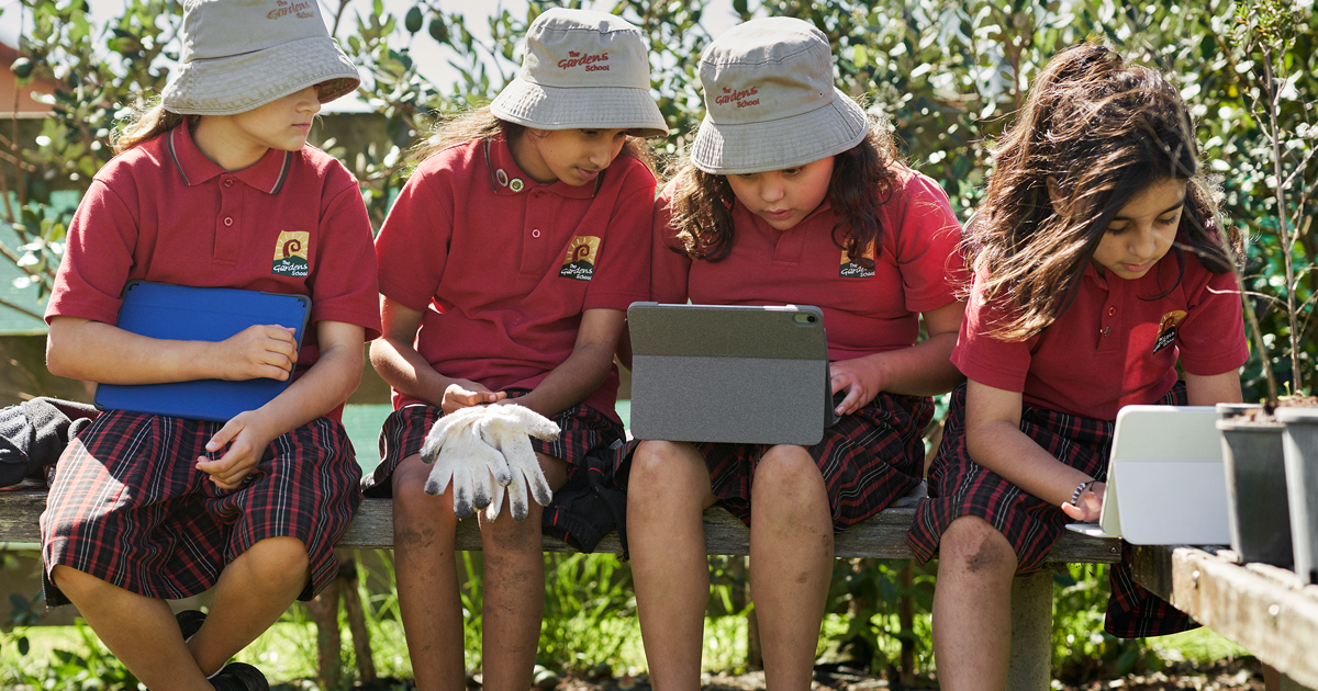 Educación - Educación escolar - The Gardens School - Apple